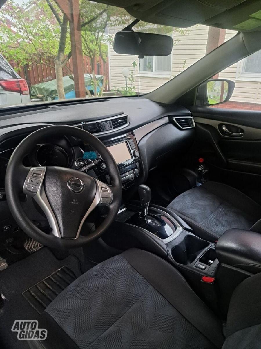 Green Nissan Rogue 2016 in Vilnius, with an engine capacity of 2.50 L and mileage of 174 thousand km for 3950 €, photo 6 on AUTOMOTO.COM.LV