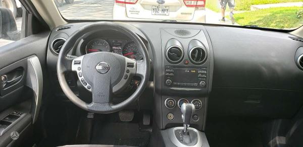 Grey Nissan Rogue 2012 in Vilnius, with an engine capacity of 2.49 L and mileage of 146 thousand km for 3890 €, photo 7 on AUTOMOTO.COM.LV