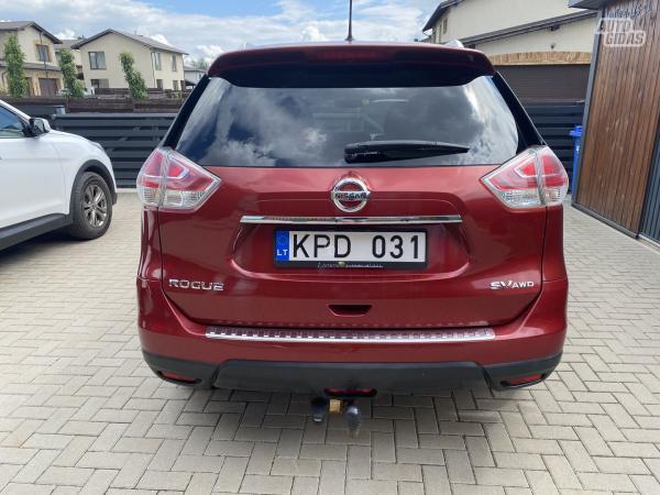 Red Nissan Rogue 2015 in Vilnius, with an engine capacity of 2.50 L and mileage of 147 thousand km for 7500 €, photo 7 on AUTOMOTO.COM.LV