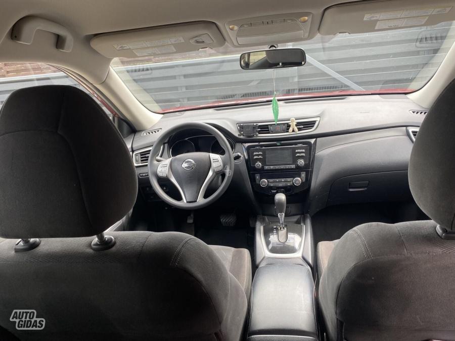 Red Nissan Rogue 2015 in Vilnius, with an engine capacity of 2.50 L and mileage of 147 thousand km for 7500 €, photo 11 on AUTOMOTO.COM.LV
