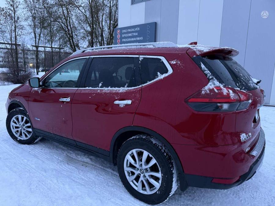 Sarkans Nissan Rogue 2017 Kauņa, ar dzinēja tilpumu 2.00 L un nobraukumu 180 tūkst. km par 8950 €, foto 3 vietnē AUTOMOTO.COM.LV