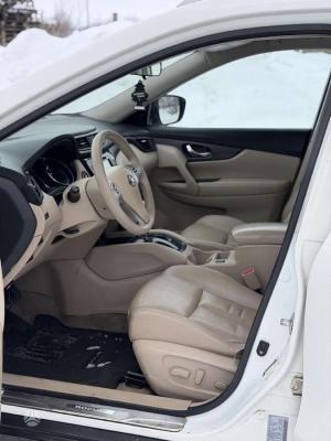 White Nissan Rogue 2015 in Kaunas, with an engine capacity of 2.49 L and mileage of 145 thousand km for 7750 €, photo 15 on AUTOMOTO.COM.LV