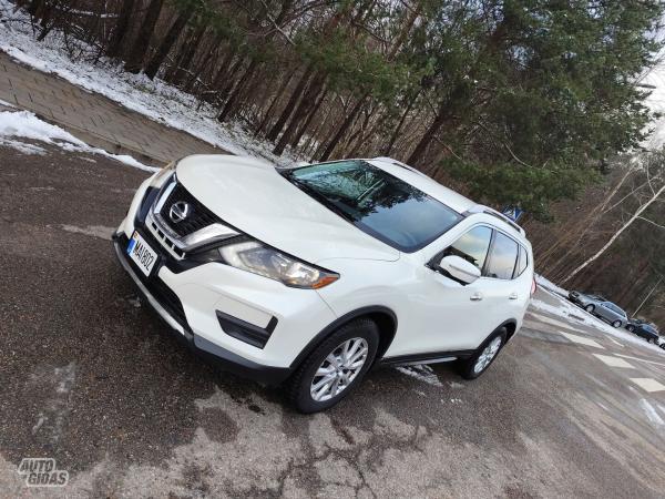 Balts Nissan Rogue 2017 Viļņa, ar dzinēja tilpumu 2.50 L un nobraukumu 119 tūkst. km par 8300 €, foto 4 vietnē AUTOMOTO.COM.LV