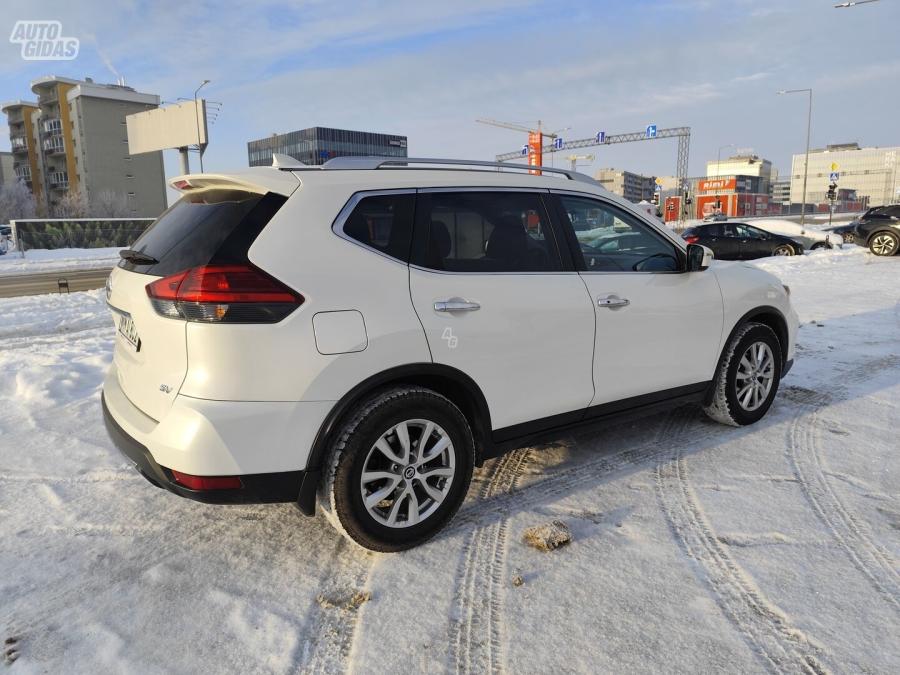 White Nissan Rogue 2017 in Vilnius, with an engine capacity of 2.50 L and mileage of 119 thousand km for 8300 €, photo 6 on AUTOMOTO.COM.LV