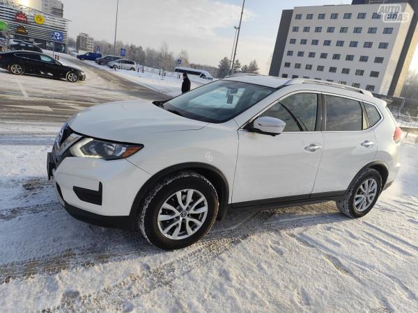 Balts Nissan Rogue 2017 Viļņa, ar dzinēja tilpumu 2.50 L un nobraukumu 119 tūkst. km par 8300 €, foto 8 vietnē AUTOMOTO.COM.LV