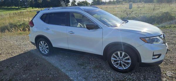 Balts Nissan Rogue 2017 Telšiai, ar dzinēja tilpumu 2.49 L un nobraukumu 117 tūkst. km par 10650 €, foto 5 vietnē AUTOMOTO.COM.LV