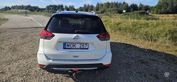 Balts Nissan Rogue 2017 Telšiai, ar dzinēja tilpumu 2.49 L un nobraukumu 117 tūkst. km par 10650 €, foto 6 vietnē AUTOMOTO.COM.LV