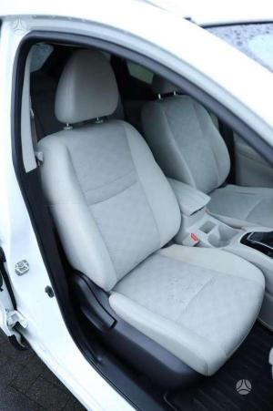 Balts Nissan Rogue 2018 Kėdainiai, ar dzinēja tilpumu 2.00 L un nobraukumu 101 tūkst. km par 9500 €, foto 14 vietnē AUTOMOTO.COM.LV