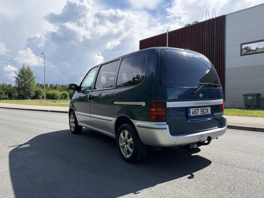 Zils Nissan Serena 1999 Tallina, ar dzinēja tilpumu 1.60 L un nobraukumu 205 tūkst. km par 3900 €, foto 5 vietnē AUTOMOTO.COM.LV