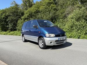 Zils Nissan Serena 1999 Tallina, ar dzinēja tilpumu 1.60 L un nobraukumu 205 tūkst. km par 3900 €, foto 13 vietnē AUTOMOTO.COM.LV