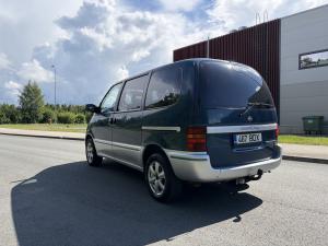 Zils Nissan Serena 1999 Tallina, ar dzinēja tilpumu 1.60 L un nobraukumu 205 tūkst. km par 3900 €, foto 16 vietnē AUTOMOTO.COM.LV