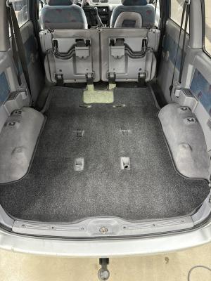 Zils Nissan Serena 1999 Tallina, ar dzinēja tilpumu 1.60 L un nobraukumu 205 tūkst. km par 3900 €, foto 19 vietnē AUTOMOTO.COM.LV