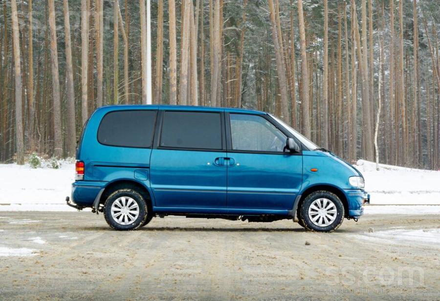 Zils Nissan Serena 1995 Rīga, ar dzinēja tilpumu 2.30 L un nobraukumu 242 tūkst. km par 5990 €, foto 9 vietnē AUTOMOTO.COM.LV