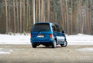 Zils Nissan Serena 1995 Rīga, ar dzinēja tilpumu 2.30 L un nobraukumu 242 tūkst. km par 5990 €, foto 6 vietnē AUTOMOTO.COM.LV