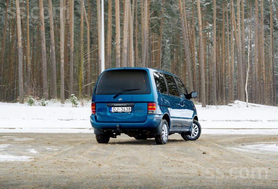 Zils Nissan Serena 1995 Rīga, ar dzinēja tilpumu 2.30 L un nobraukumu 242 tūkst. km par 5990 €, foto 6 vietnē AUTOMOTO.COM.LV