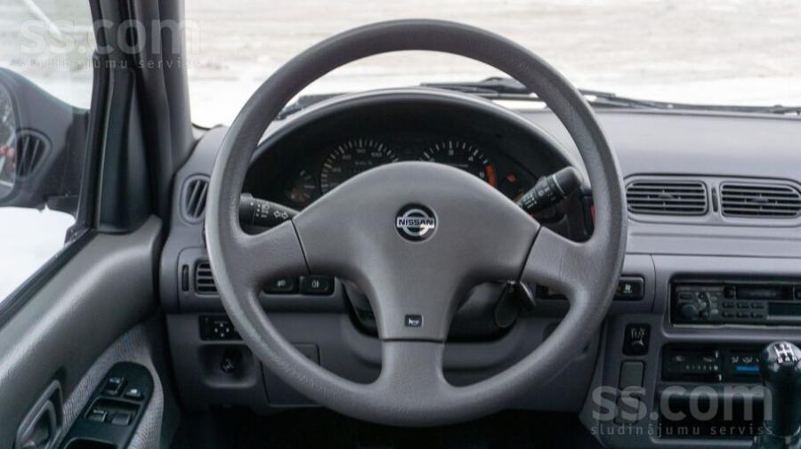 Zils Nissan Serena 1995 Rīga, ar dzinēja tilpumu 2.30 L un nobraukumu 242 tūkst. km par 5990 €, foto 14 vietnē AUTOMOTO.COM.LV