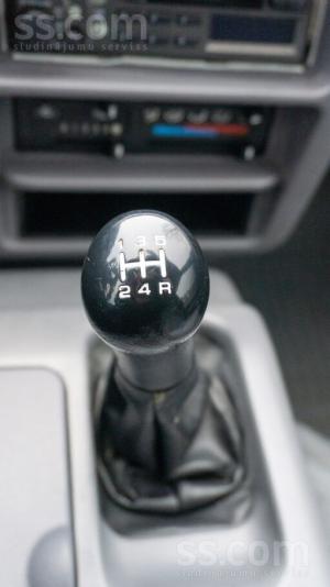 Zils Nissan Serena 1995 Rīga, ar dzinēja tilpumu 2.30 L un nobraukumu 242 tūkst. km par 5990 €, foto 15 vietnē AUTOMOTO.COM.LV