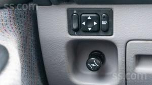 Zils Nissan Serena 1995 Rīga, ar dzinēja tilpumu 2.30 L un nobraukumu 242 tūkst. km par 5990 €, foto 18 vietnē AUTOMOTO.COM.LV