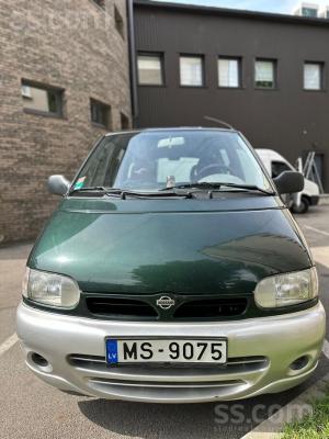 Zaļš Nissan Serena 2000 Rīga, ar dzinēja tilpumu 1.60 L un nobraukumu 150 tūkst. km par 1200 €, foto 3 vietnē AUTOMOTO.COM.LV