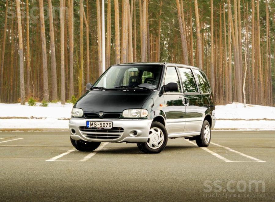 Green Nissan Serena 2000 in Riga, with an engine capacity of 1.60 L and mileage of 150 thousand km for 3990 €, photo 1 on AUTOMOTO.COM.LV