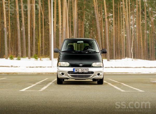 Zaļš Nissan Serena 2000 Rīga, ar dzinēja tilpumu 1.60 L un nobraukumu 150 tūkst. km par 3990 €, foto 3 vietnē AUTOMOTO.COM.LV