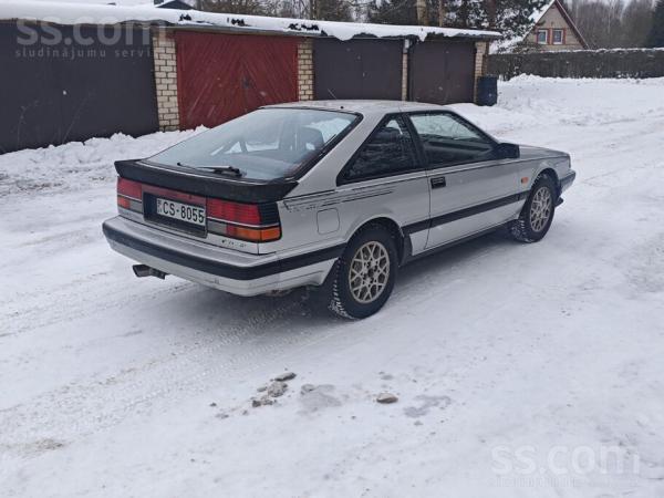 Pelēks Nissan Silvia 1988 Jēkabpils, ar dzinēja tilpumu 1.80 L un nobraukumu 250 tūkst. km par 4800 €, foto 5 vietnē AUTOMOTO.COM.LV