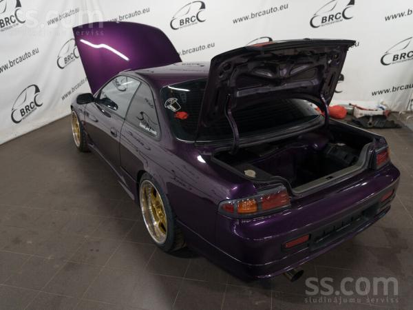 Violet Nissan Silvia 1994 in Riga, with an engine capacity of 2.00 L and mileage of 240 thousand km for 29880 €, photo 4 on AUTOMOTO.COM.LV
