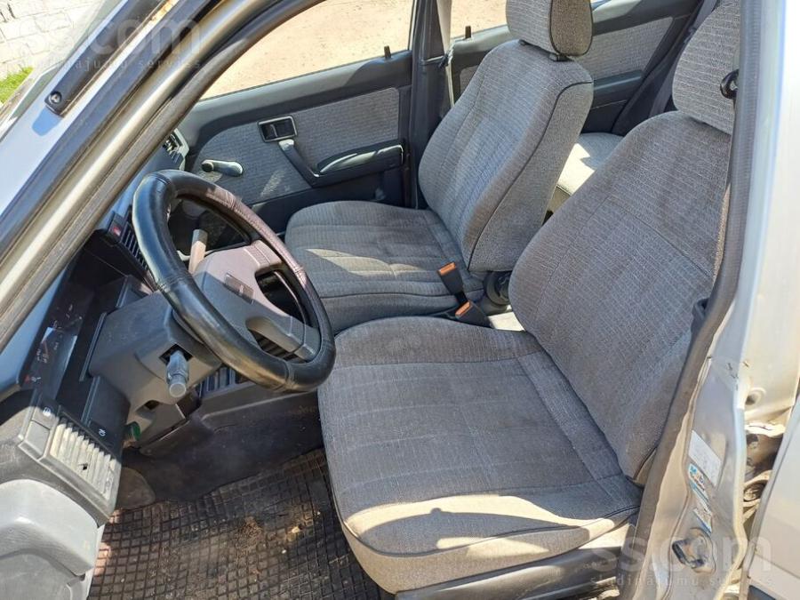 Pelēks Nissan Sunny 1990 Madona, ar dzinēja tilpumu 1.60 L un nobraukumu 274 tūkst. km par 600 €, foto 4 vietnē AUTOMOTO.COM.LV