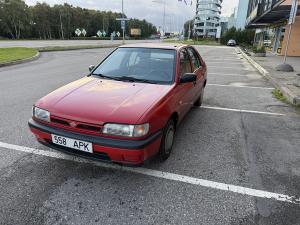 Красный Ниссан Санни 1992 в Таллин, объемом двигателя 0.00 л и пробегом 169 тыс. км за 1000 €, фото  на AUTOMOTO.COM.LV