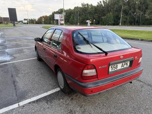 Красный Ниссан Санни 1992 в Таллин, объемом двигателя 0.00 л и пробегом 169 тыс. км за 1000 €, фото 5 на AUTOMOTO.COM.LV