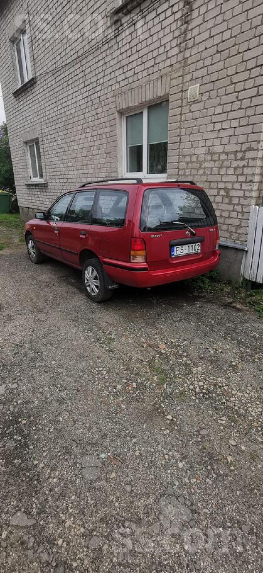 Красный Ниссан Санни 1995 в Рига, объемом двигателя 1.60 л и пробегом 305 тыс. км за 1250 €, фото 4 на AUTOMOTO.COM.LV