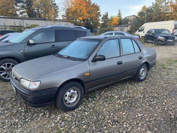 Nissan Sunny 1992 in Siauliai, with an engine capacity of 1.40 L and mileage of 226 thousand km for 550 €, photo 2 on AUTOMOTO.COM.LV