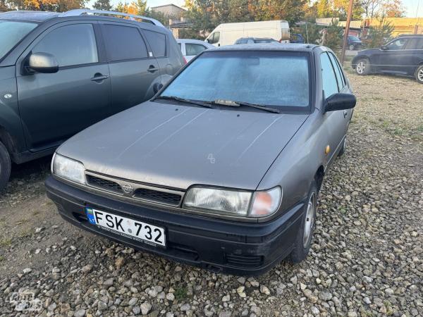 Nissan Sunny 1992 in Siauliai, with an engine capacity of 1.60 L and mileage of 111 thousand km for 550 €, photo 1 on AUTOMOTO.COM.LV