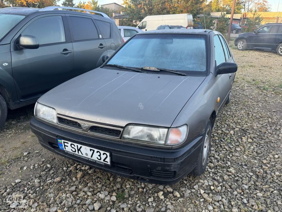 Nissan Sunny 1992 in Siauliai, with an engine capacity of 1.60 L and mileage of 111 thousand km for 550 €, photo 1 on AUTOMOTO.COM.LV