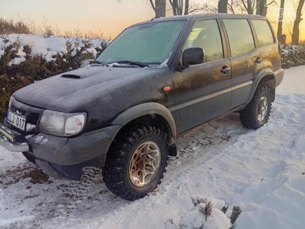 Melns Nissan Terrano 2005 Viļņa, ar dzinēja tilpumu 2.70 L un nobraukumu 270 tūkst. km par 4150 €, foto 1 vietnē AUTOMOTO.COM.LV