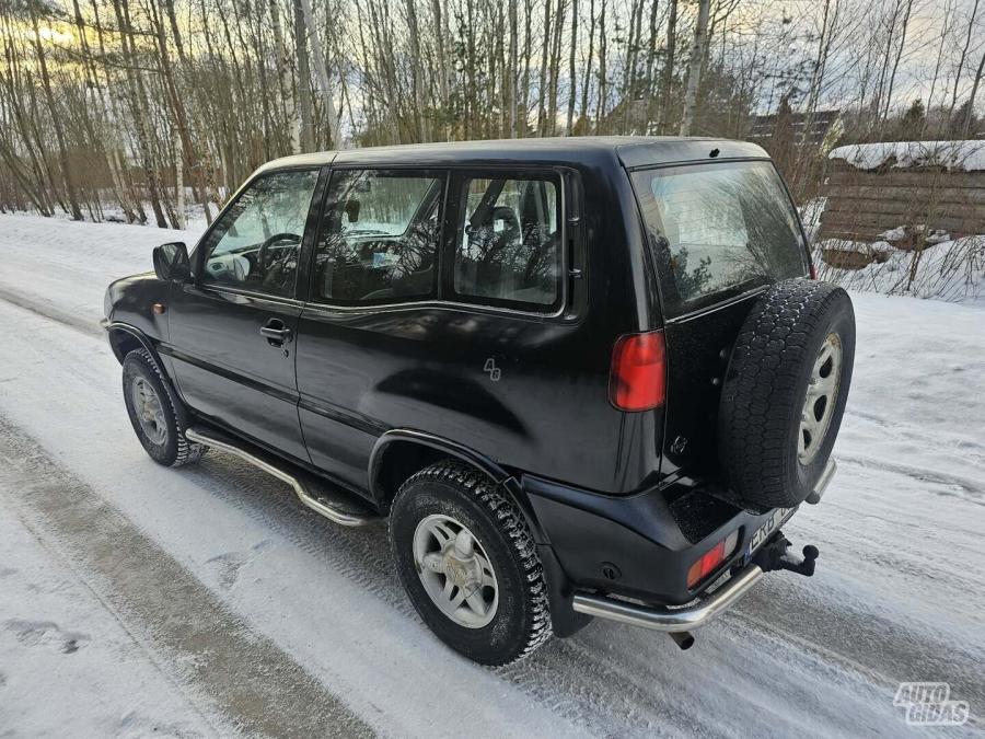 Nissan Terrano 1994 in Vilnius, with an engine capacity of 2.40 L and mileage of 240 thousand km for 2350 €, photo 5 on AUTOMOTO.COM.LV