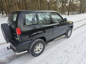 Nissan Terrano 1994 in Vilnius, with an engine capacity of 2.40 L and mileage of 240 thousand km for 2350 €, photo 7 on AUTOMOTO.COM.LV