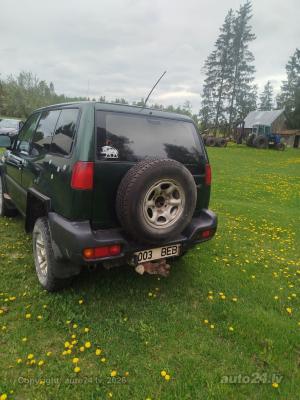 Nissan Terrano 1998 Surejani, ar dzinēja tilpumu 2.70 L un nobraukumu 0 tūkst. km par 3500 €, foto 4 vietnē AUTOMOTO.COM.LV
