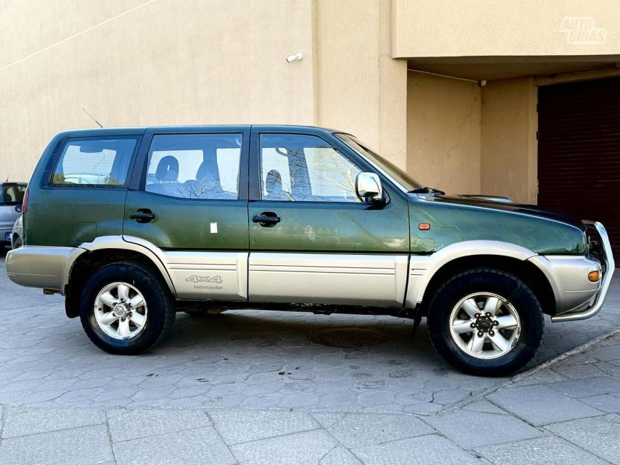 Nissan Terrano 1999 in Silute, with an engine capacity of 2.70 L and mileage of 300 thousand km for 1599 €, photo 6 on AUTOMOTO.COM.LV