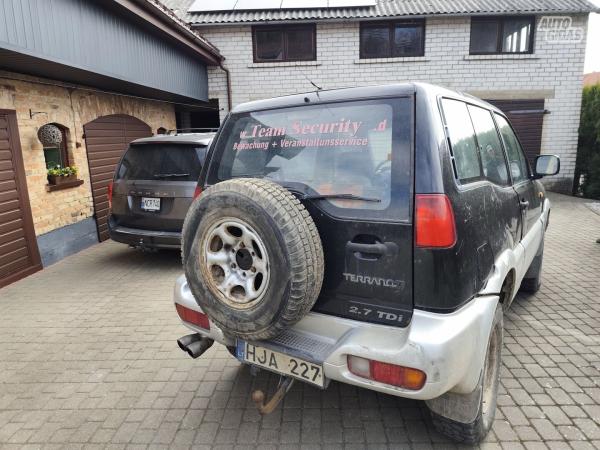 Nissan Terrano 2000 in Silute, with an engine capacity of 2.70 L and mileage of 230 thousand km for 1900 €, photo 3 on AUTOMOTO.COM.LV