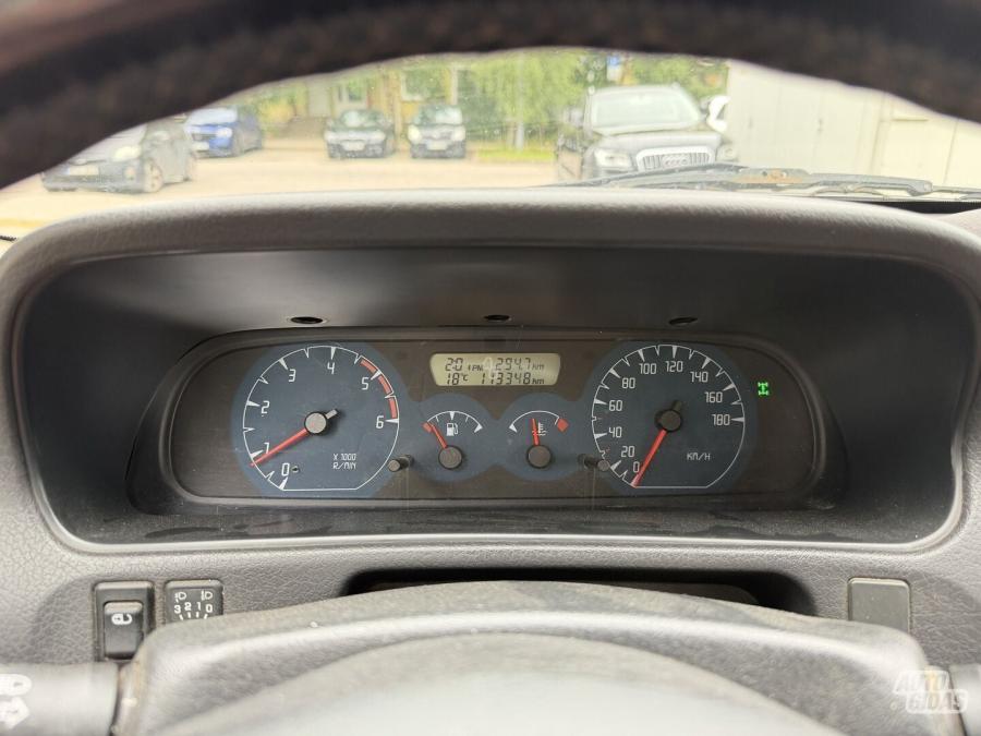 Nissan Terrano 2002 Viļņa, ar dzinēja tilpumu 2.70 L un nobraukumu 113 tūkst. km par 3500 €, foto 15 vietnē AUTOMOTO.COM.LV