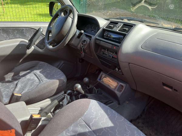 Green Nissan Terrano 1998 in Vilnius, with an engine capacity of 2.66 L and mileage of 235 thousand km for 2500 €, photo 4 on AUTOMOTO.COM.LV