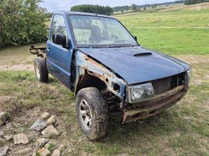 Zaļš Nissan Terrano 1999 Raseiniai, ar dzinēja tilpumu 2.70 L un nobraukumu 230 tūkst. km par 550 €, foto 1 vietnē AUTOMOTO.COM.LV