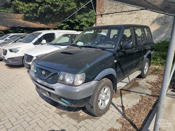 Зеленый Ниссан Террано 2000 в Ширвинтос, объемом двигателя 2.70 л и пробегом 355 тыс. км за 2999 €, фото 1 на AUTOMOTO.COM.LV