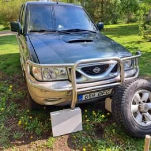 Zaļš Nissan Terrano 2003 Tallina, ar dzinēja tilpumu 2.70 L un nobraukumu 350 tūkst. km par 3200 €, foto  vietnē AUTOMOTO.COM.LV