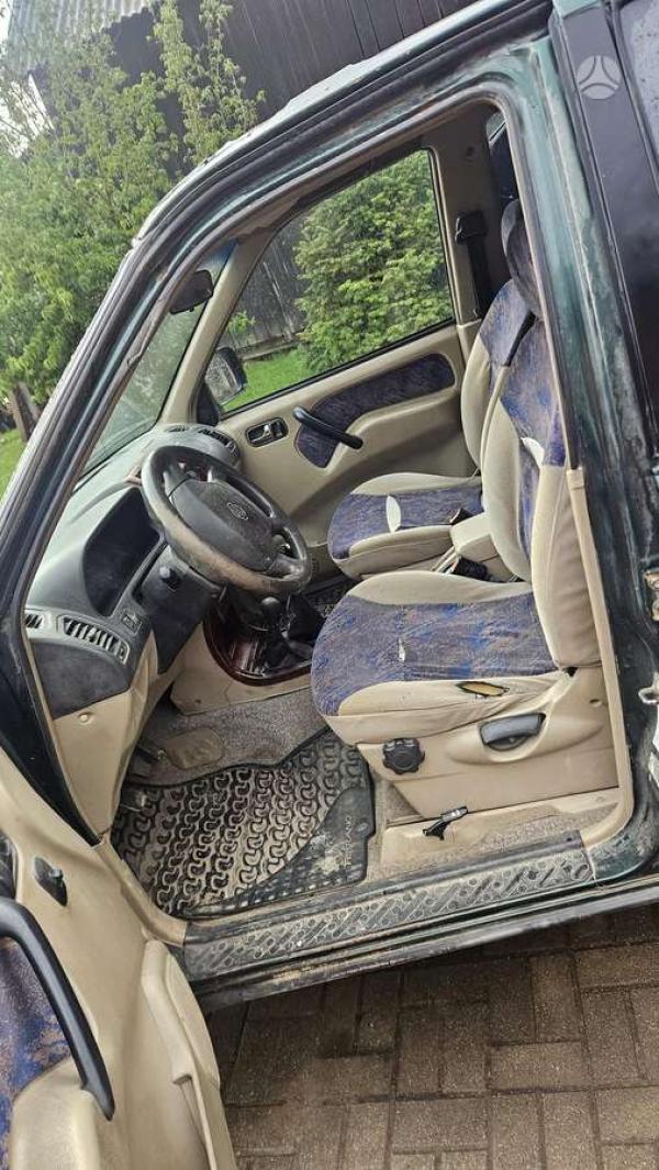 Green Nissan Terrano 2001 in Marijampole, with an engine capacity of 2.66 L and mileage of 180 thousand km for 1450 €, photo 1 on AUTOMOTO.COM.LV