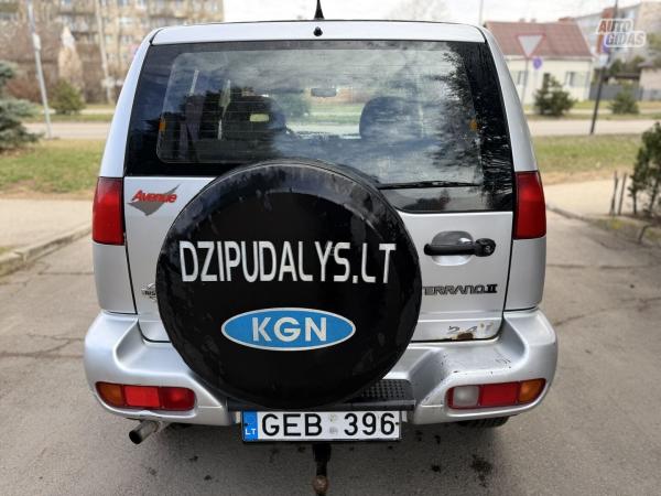 Pelēks Nissan Terrano 1998 Kauņa, ar dzinēja tilpumu 2.40 L un nobraukumu 250 tūkst. km par 1800 €, foto 6 vietnē AUTOMOTO.COM.LV