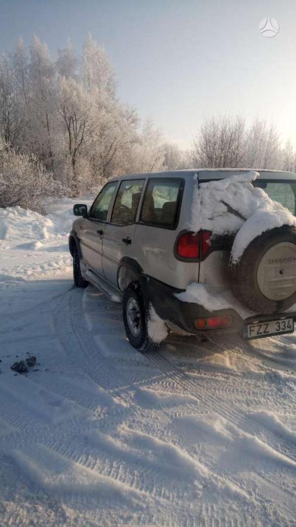 Grey Nissan Terrano 2002 in Prienai, with an engine capacity of 2.66 L and mileage of 200 thousand km for 4500 €, photo 3 on AUTOMOTO.COM.LV