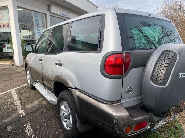 Pelēks Nissan Terrano 2002 Panevēža, ar dzinēja tilpumu 2.95 L un nobraukumu 263 tūkst. km par 4400 €, foto 3 vietnē AUTOMOTO.COM.LV