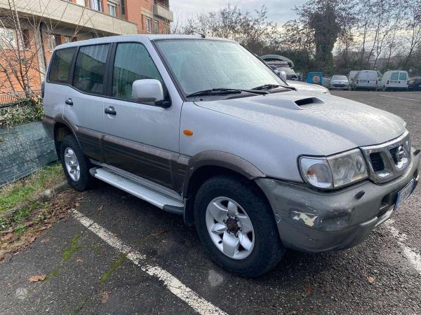 Pelēks Nissan Terrano 2002 Panevēža, ar dzinēja tilpumu 2.95 L un nobraukumu 263 tūkst. km par 4400 €, foto 4 vietnē AUTOMOTO.COM.LV